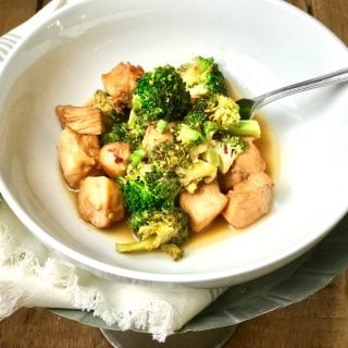 Instant Pot Chicken and Broccoli - Confessions of a Fit Foodie