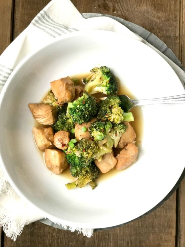 Instant Pot Chicken and Broccoli - Confessions of a Fit Foodie